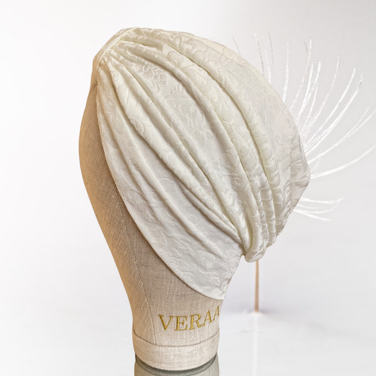 Jacquard Ivory turban – Veraa London